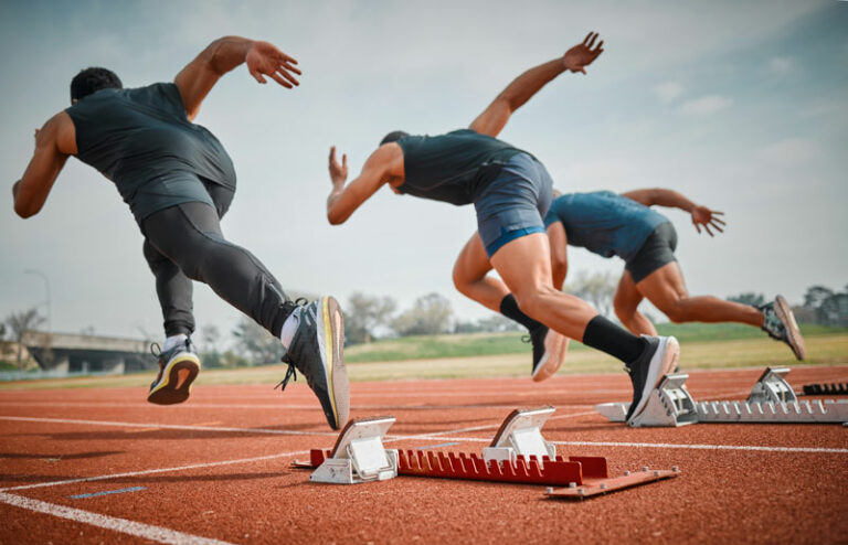 Vitesse course à pied 2025 : tableaux âge/sexes/niveaux